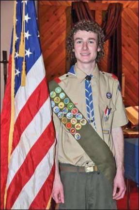 Greg Allan earn Eagle status