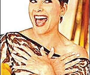 Laura Hull appearing at Sanofi-Aventis Jazzfest