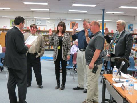 School board gets off to a rocky start