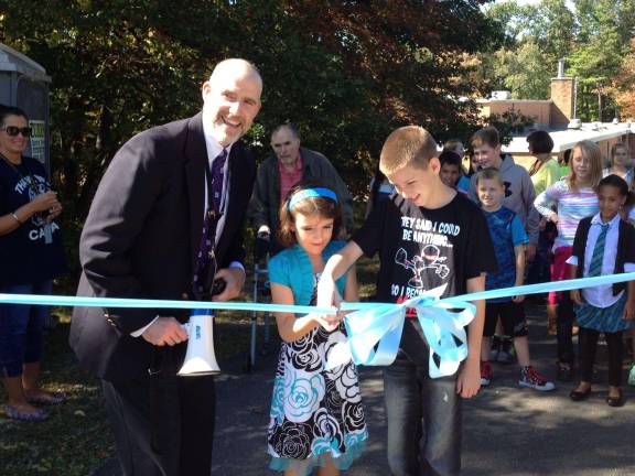 Maple Road kids raise $3K for juvenile diabetes research