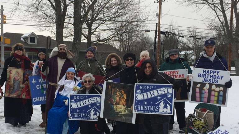 Church group holds 'Keep Christ in Christmas' rally